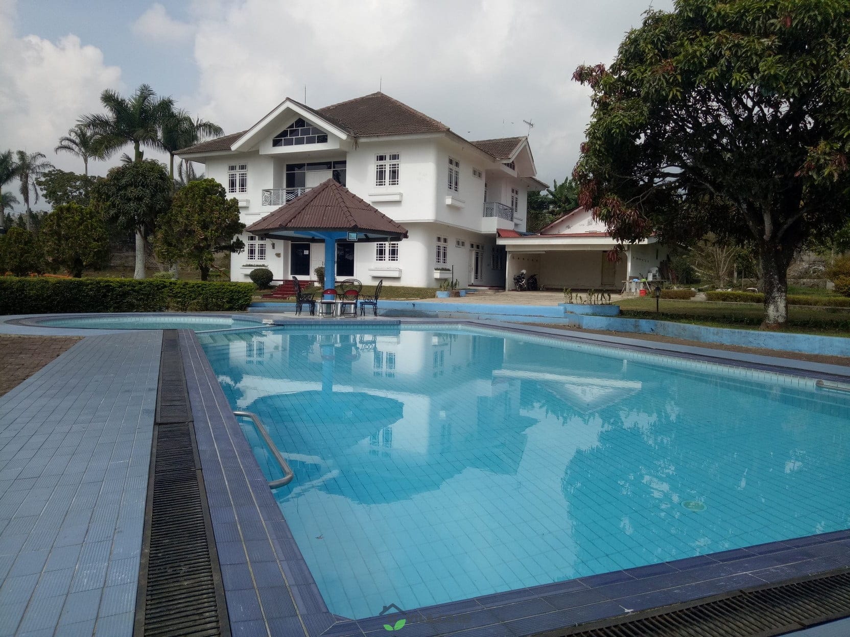 Sewa Villa Di Puncak Bogor Cipanas Murah, View Indah - VILA.CO.ID Sewa Villa Di Puncak Bogor Cipanas Murah, View Indah - VILA.CO.ID