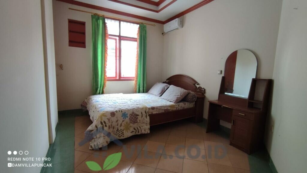 Villa Seruni Puncak 6 Kamar Kolam Renang - VILA.CO.ID