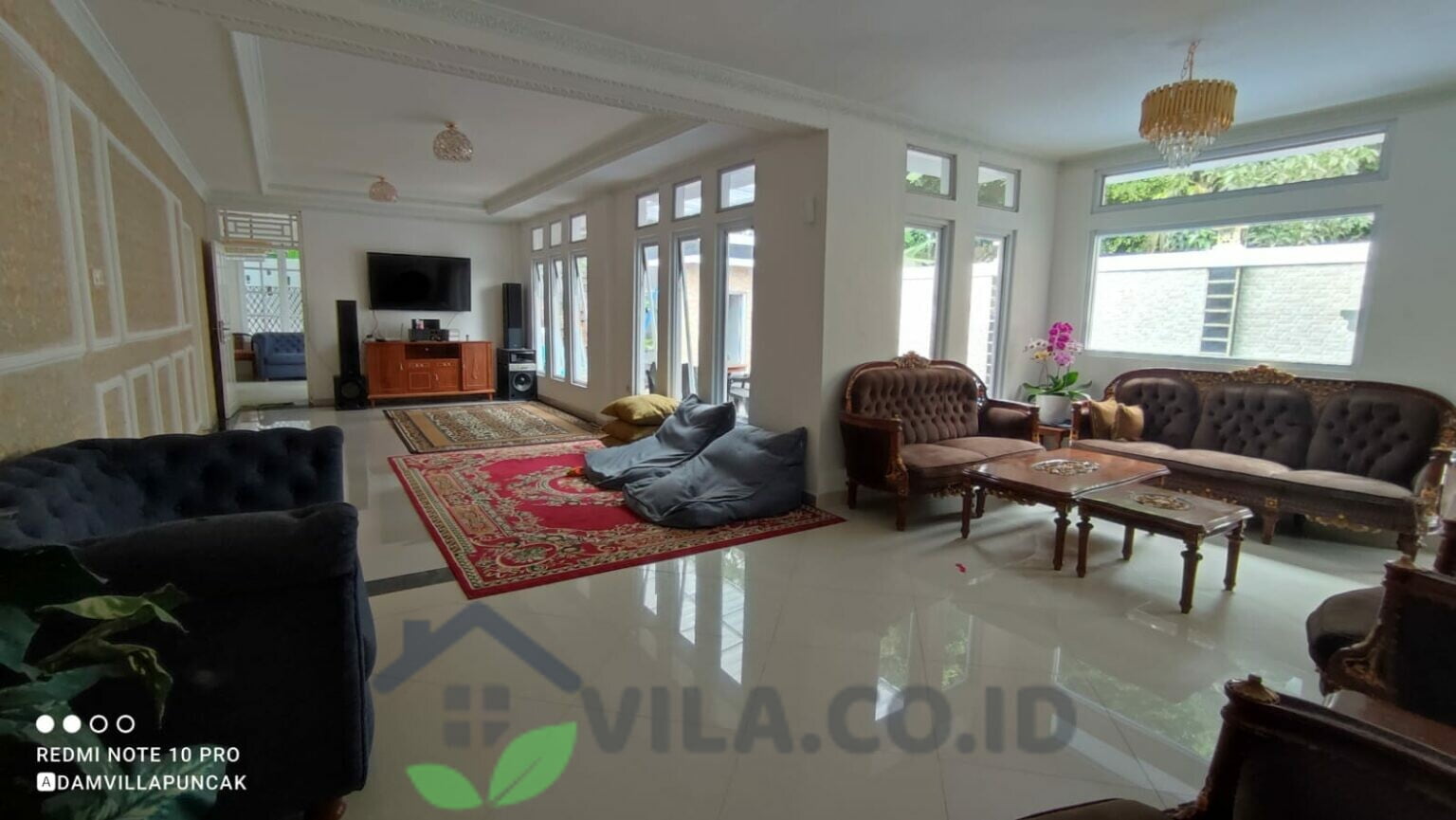 Villa Seruni Puncak 6 Kamar Kolam Renang - VILA.CO.ID