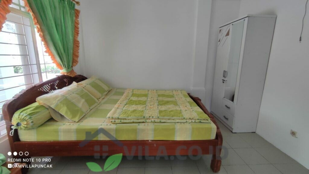 Villa Seruni Puncak 6 Kamar Kolam Renang - VILA.CO.ID